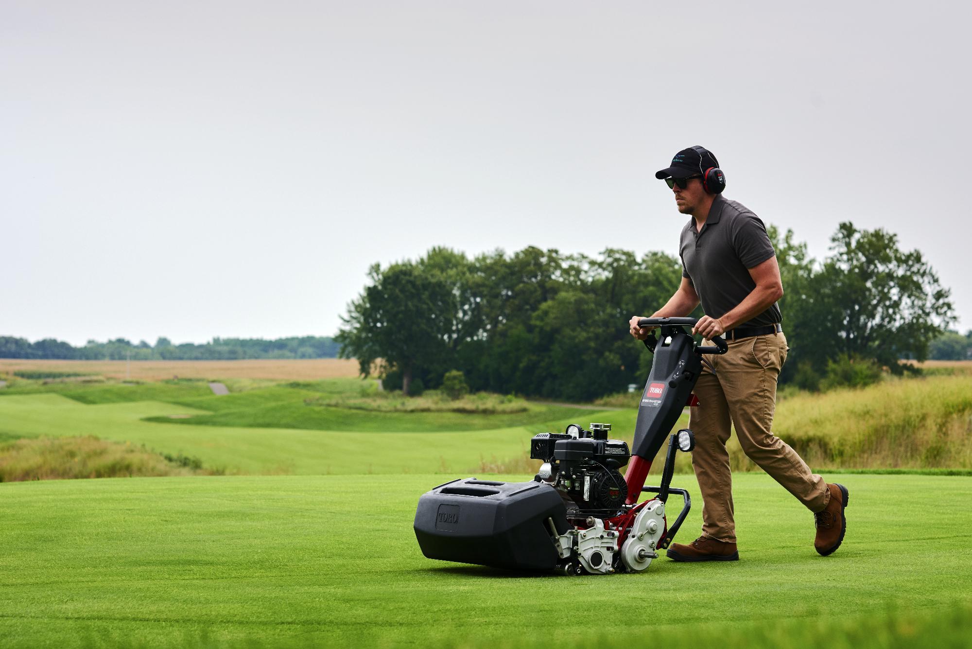 Guide to select Golf Course Maintenance Equipment and Accessories PART ...